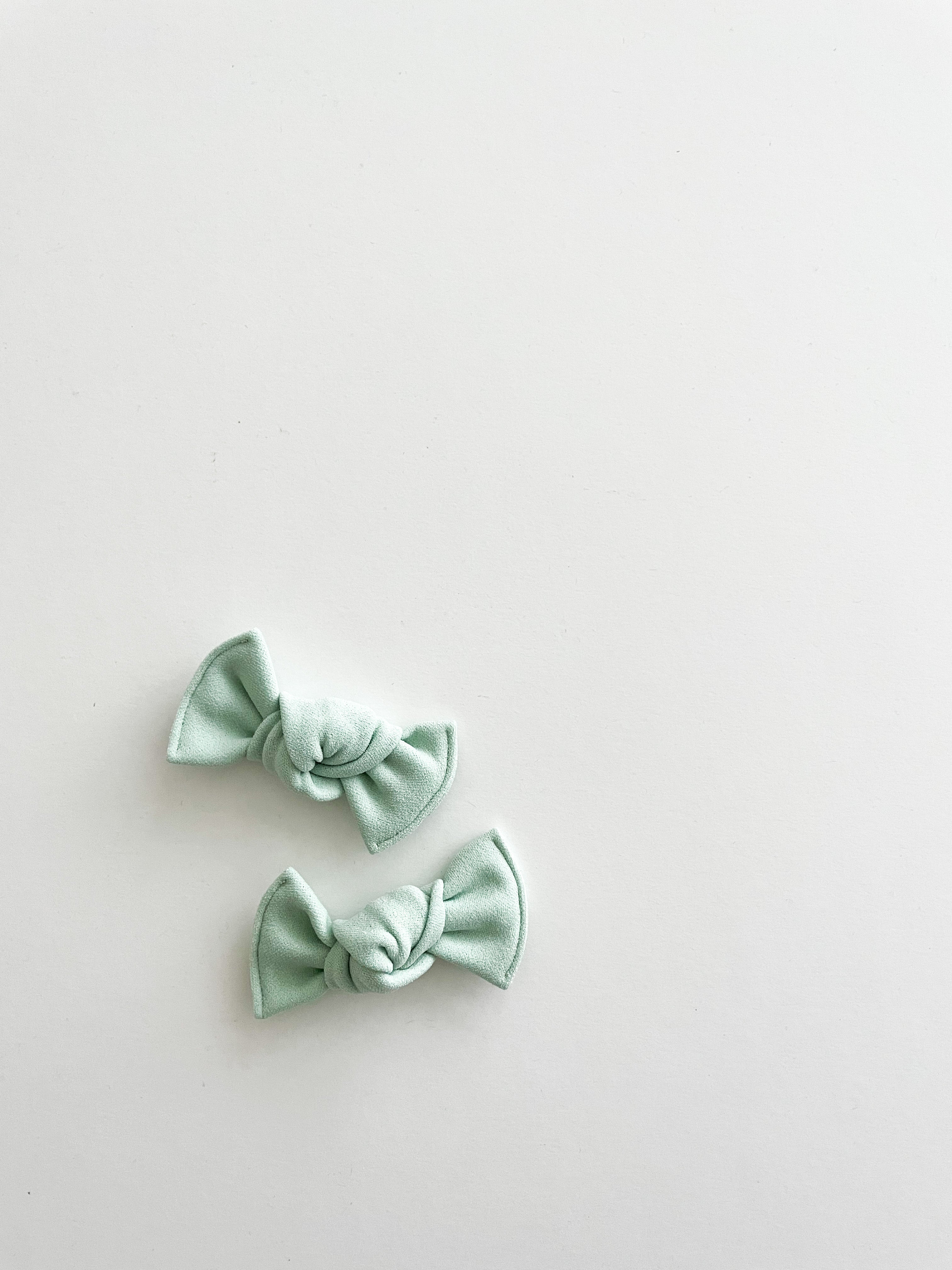 Light Sage Crepe Knot Bows – SBG Co.